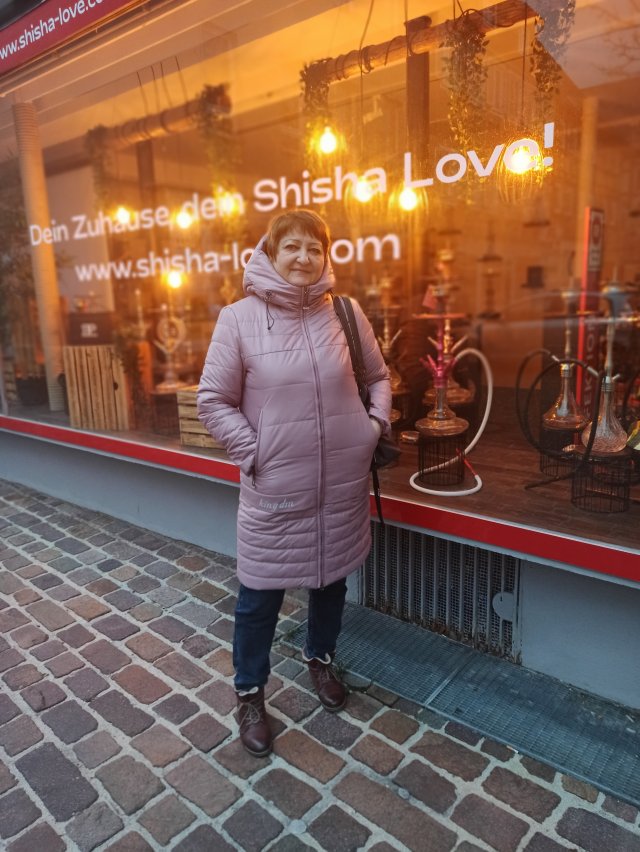 Нина, 68, Ройтлинген - "RusDate.de"