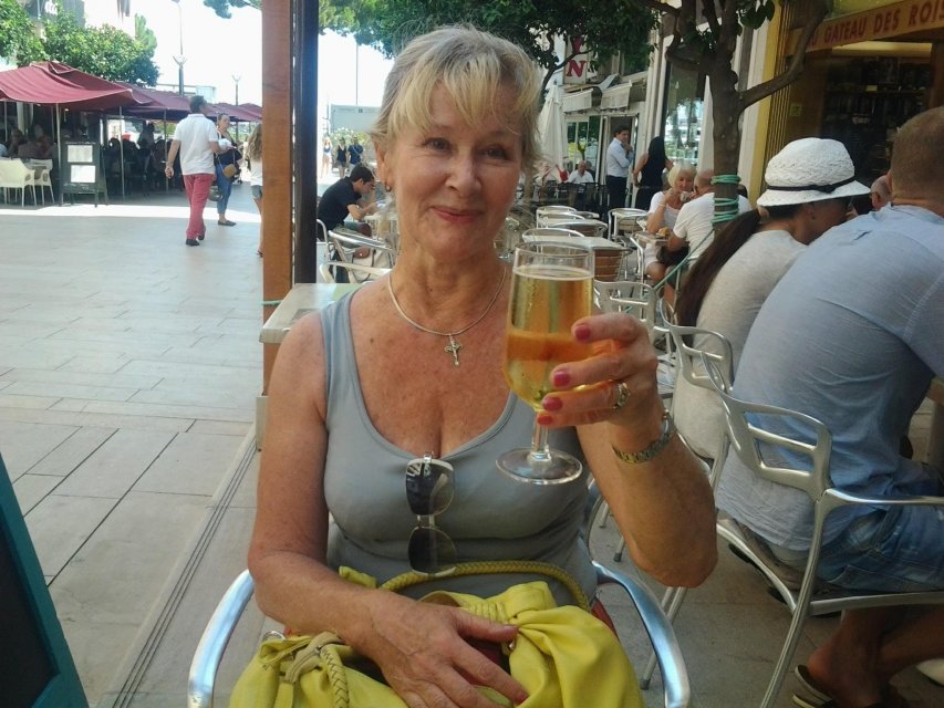 Надежда, 76, Санкт-Петербург - "RusDate.de"