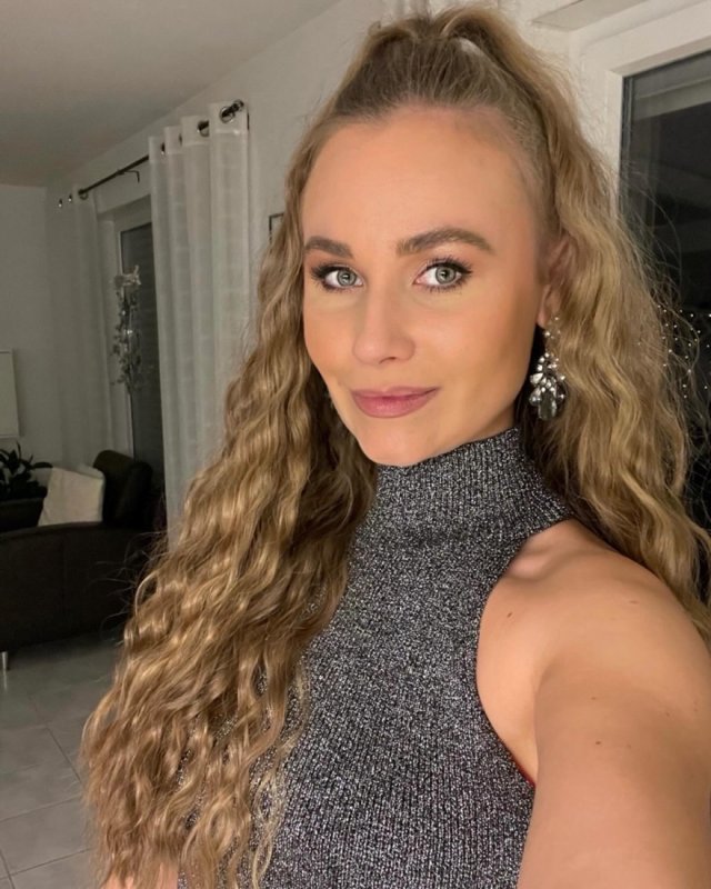 Melli, 29, Хеннеф - "RusDate.de"