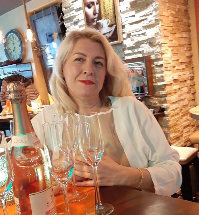 Olga, 53, Герлинген - "RusDate.de"