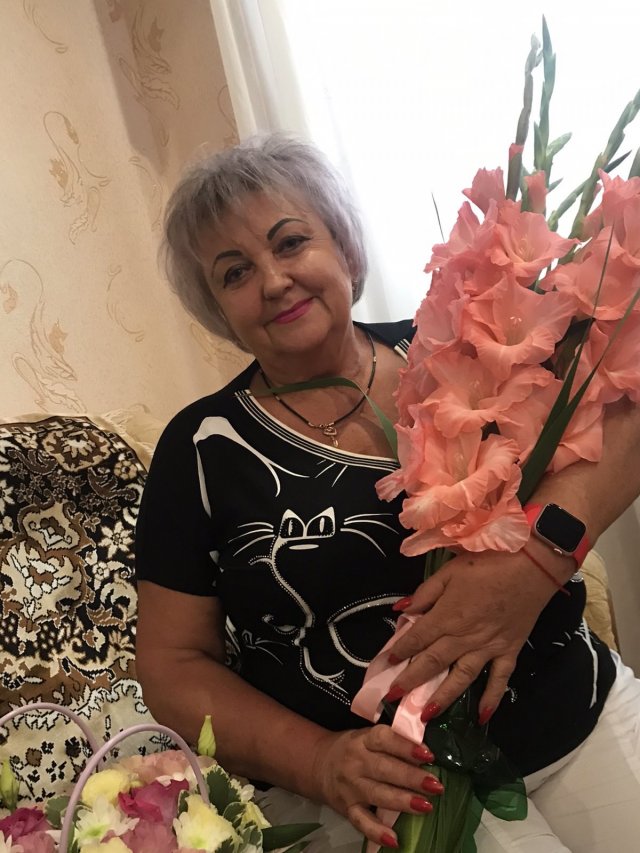 Галина, 63, Зиндельфинген - "RusDate.de"