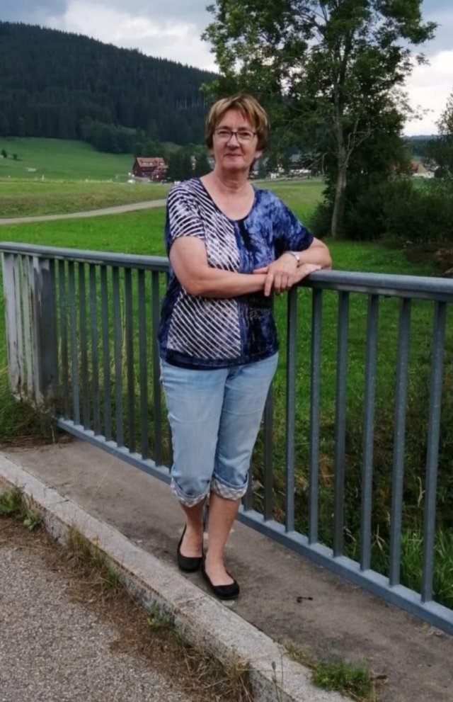 Anna, 67, Титизе-Нойштадт - "RusDate.de"